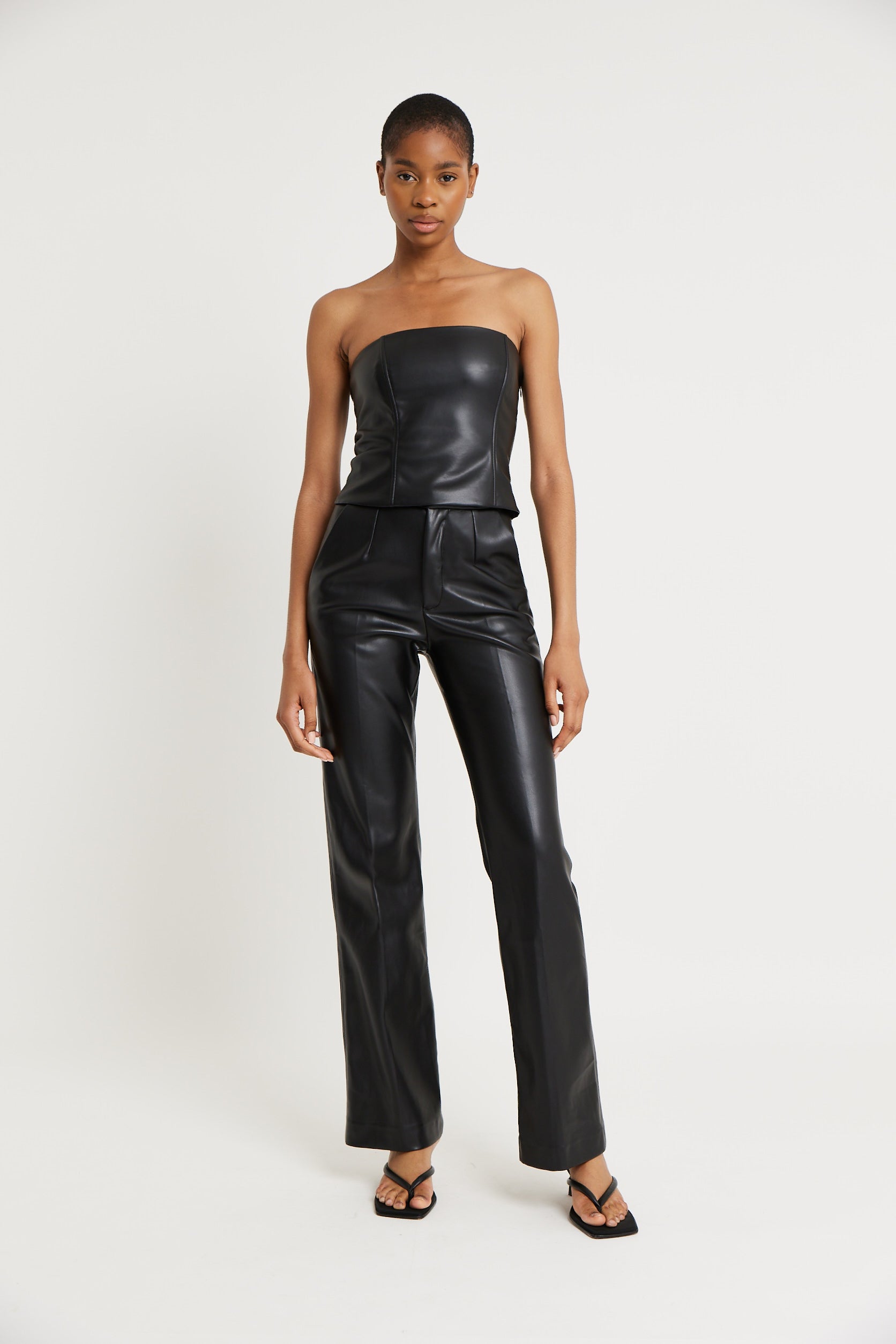 LEATHER EDIT – BOA